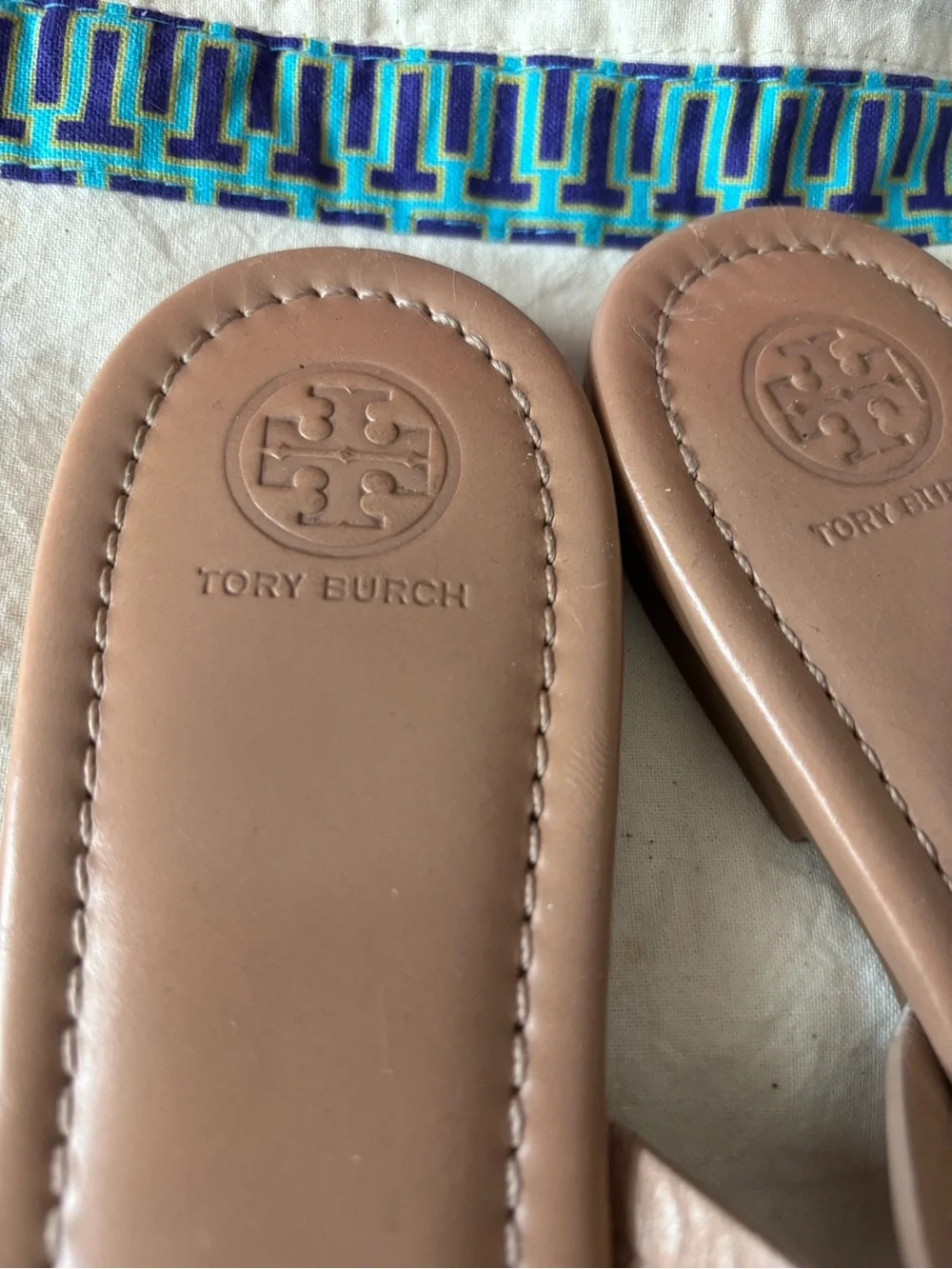 Tory Burch | Shoes | Tory Burch Miller Leather Logo Thong Sandals Size ...
